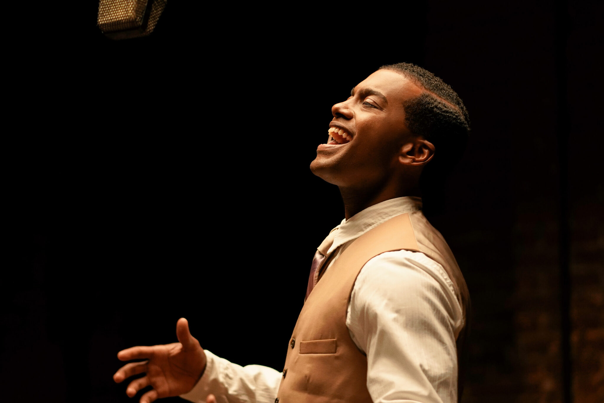 Dwight Brown Ink – FILM * ENTERTAINMENT * TRAVEL * MARKETING